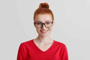 How to Remove Lenses from Glasses Effortlessly