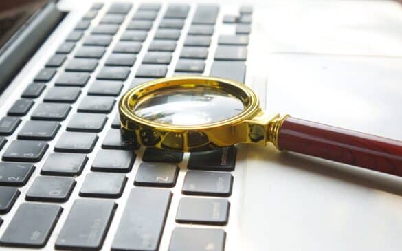 8 Best Magnifying Glasses for Ultimate Clarity