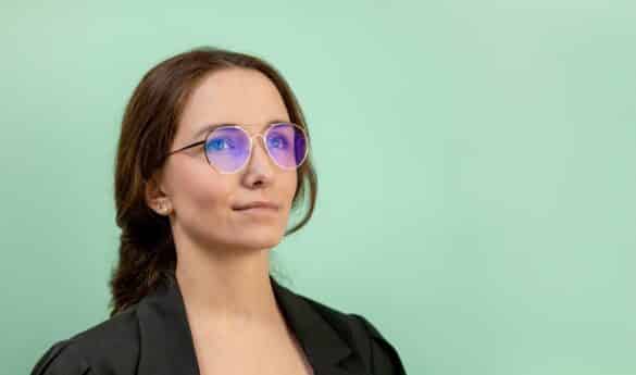 Anti Reflective Coating Glasses: Benefits & Top Picks
